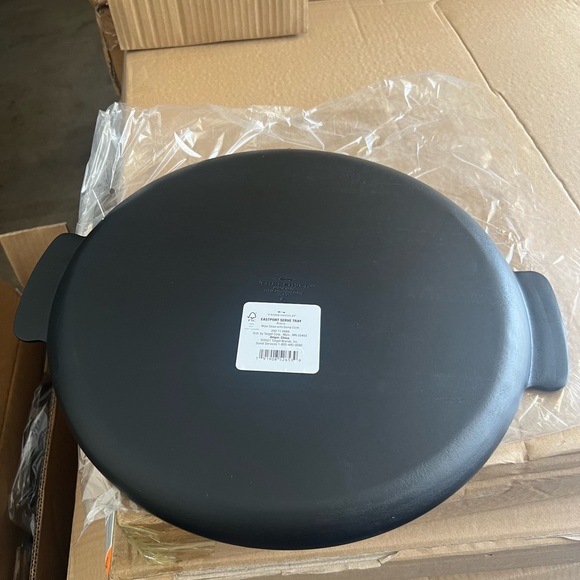 Threshold | Other | New Threshold Black Round Wood Tray | Poshmark